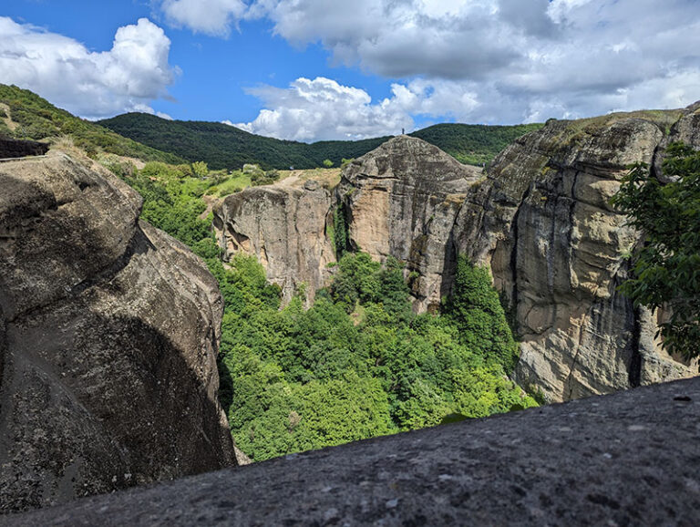 Holy Meteora: its history & Byzantine painting – Veronica Winters Painting