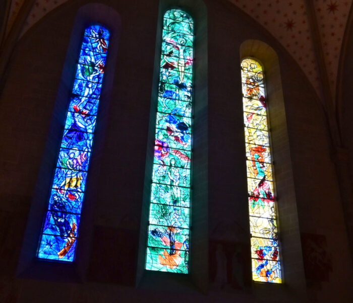 Zurich: A Vivid Canvas of History, Urban Art, and the Natural World ...